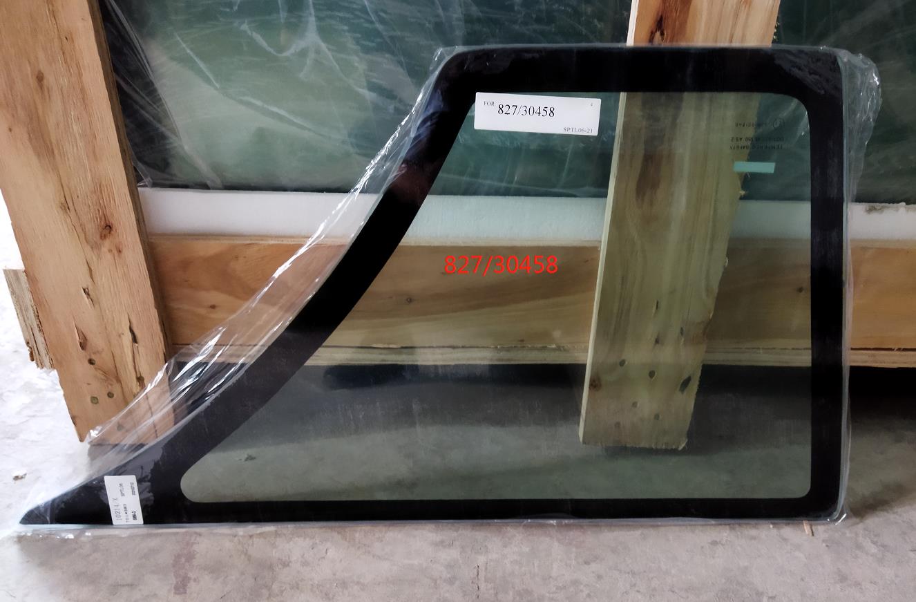 JCB PART Door Glass 827/30458 – SYNCPART
